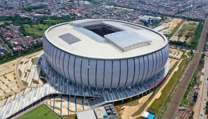 Cerita Kemegahan Stadion JIS dengan Atap Baja COLORBOND Steel XAL Milik ...