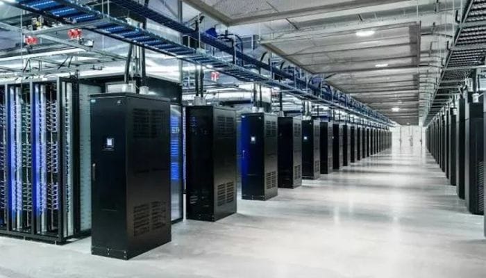 Apa Itu Data Center? Berikut 10 Fungsi Utama Pusat Data Era Digital ...